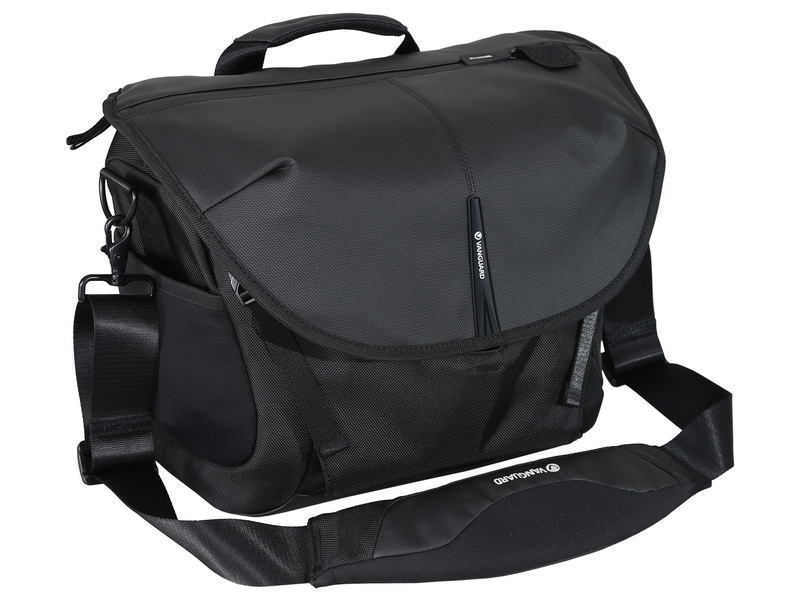 大容量ショルダーバッグ、バンガード「The Heralder 33」に数量限定モデル - デジカメ Watch