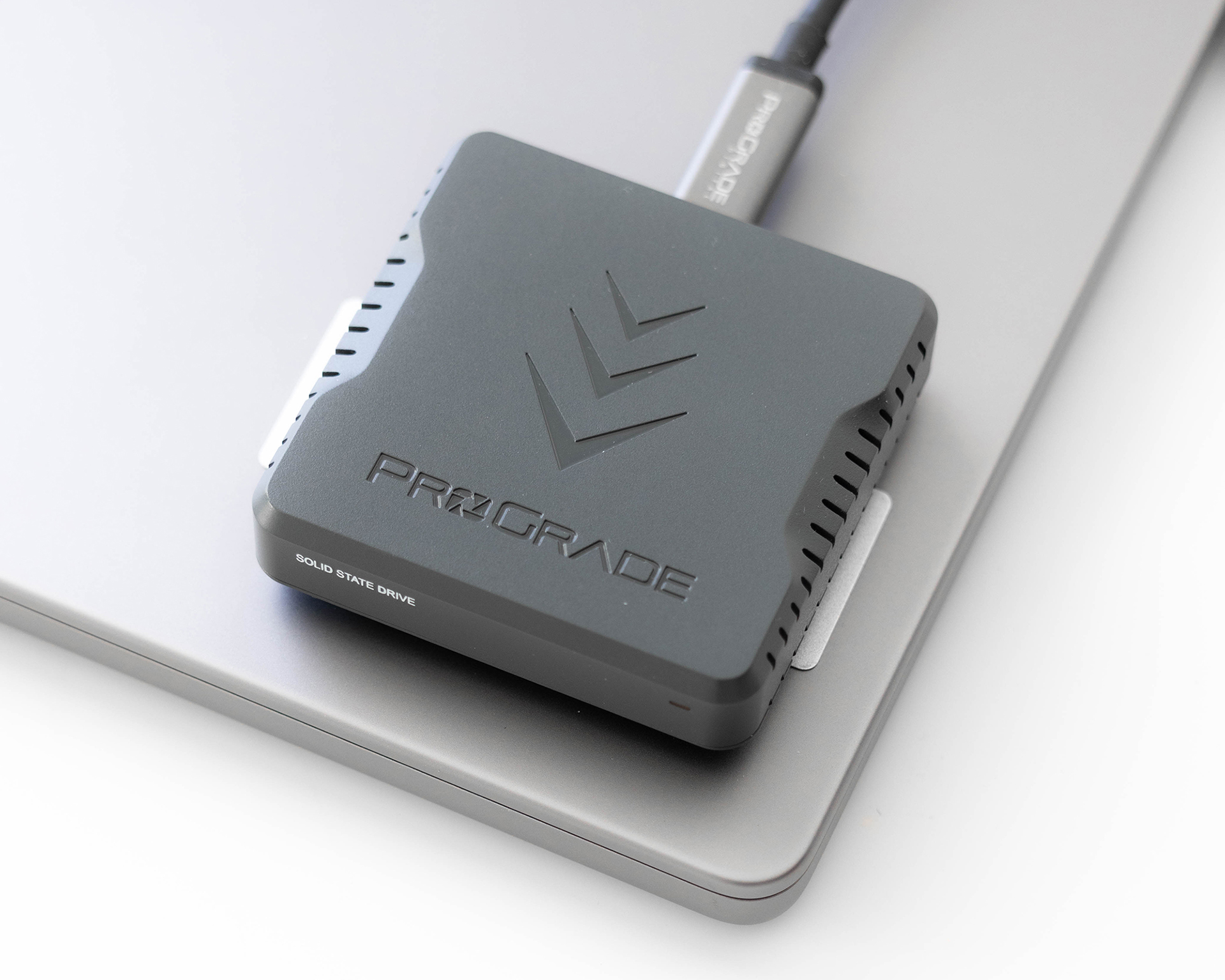 ProGrade Digitalの外付けSSDに小型モデルが追加 - デジカメ Watch