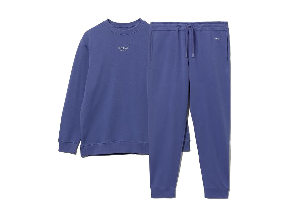 岡嶋和幸の「あとで買う」：1,657点目：撮影疲れを翌日に残さない疲労回復パジャマ TENTIAL「BAKUNE」 - デジカメ Watch